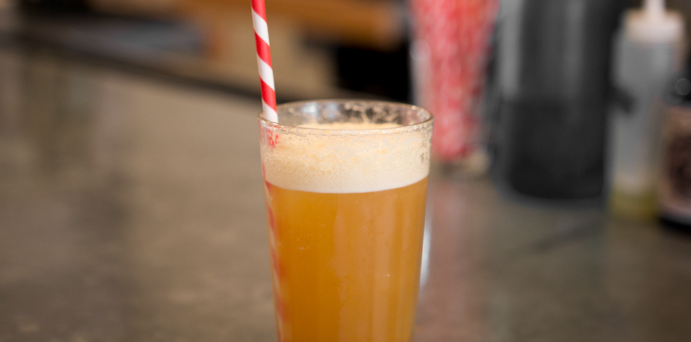 Vanilla Cream Fizz Cocktail